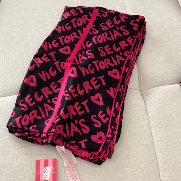 Victoria's Secret | Accessories | New With Tag Victoria Secret Scarf ...